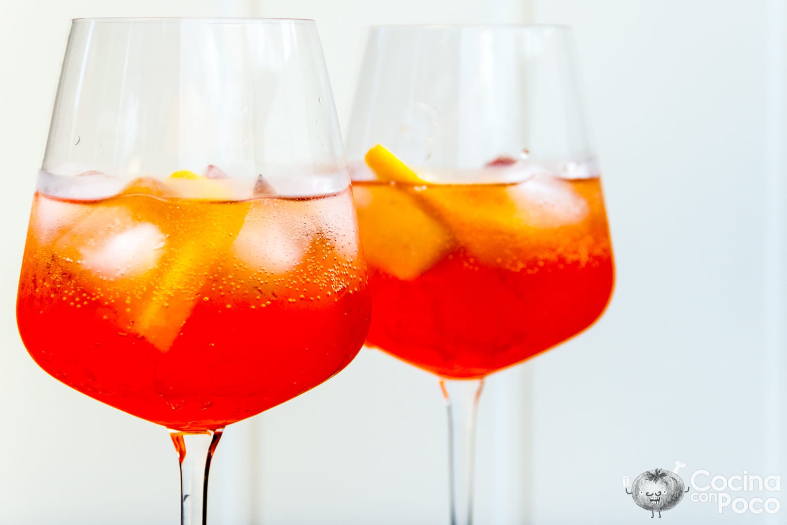 Aperol Spritz: receta, historia y secretos del cóctel italiano - Cocina ...